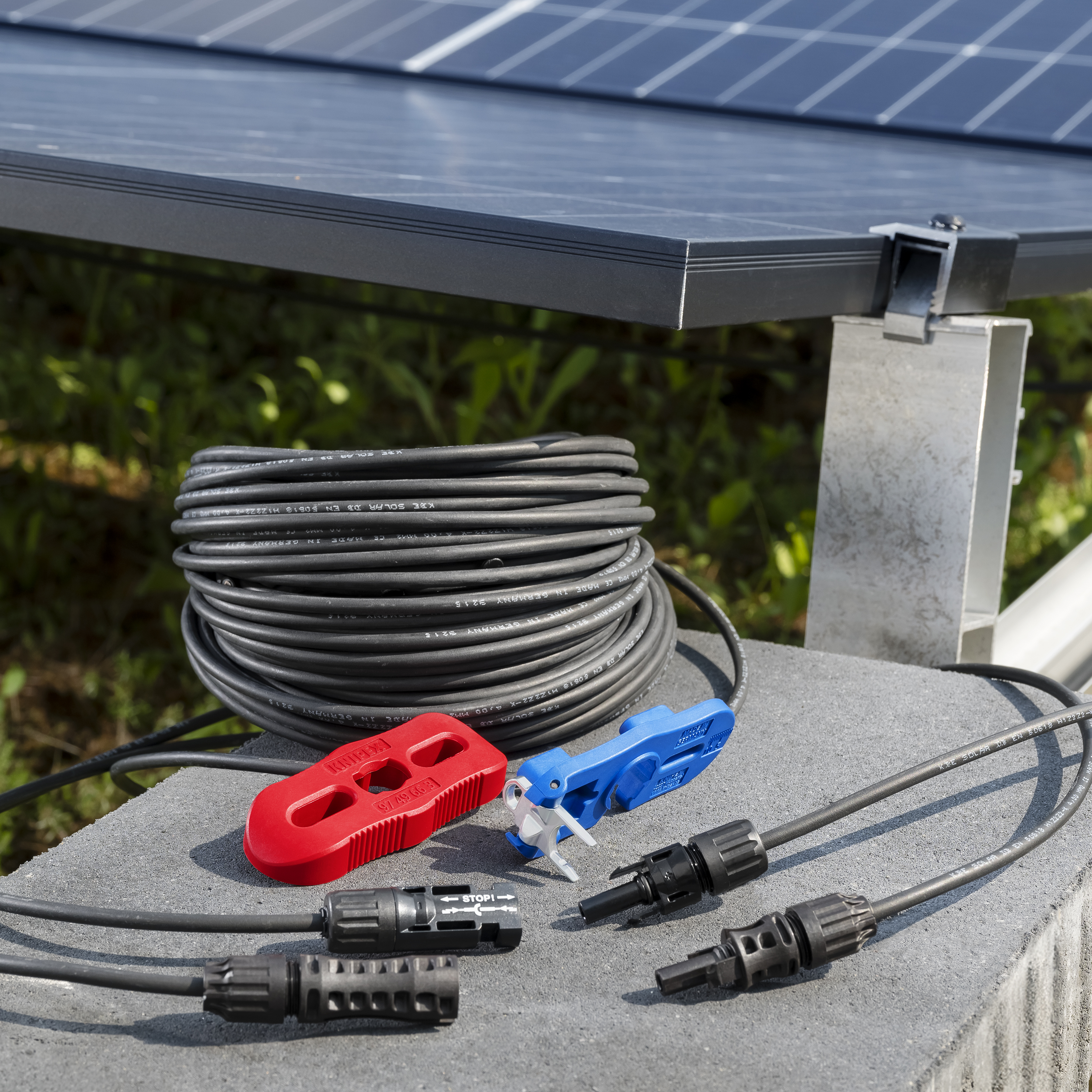 Stay organised on Solar PV jobs The KNIPEX Set of Mounting Tools ...
